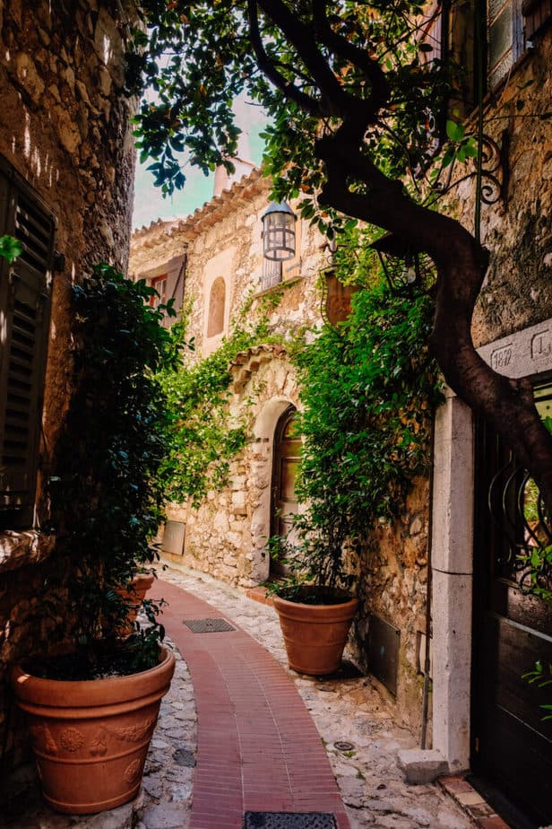 The Perfect 7-Day French Riviera Itinerary for First-Timers • Happily ...