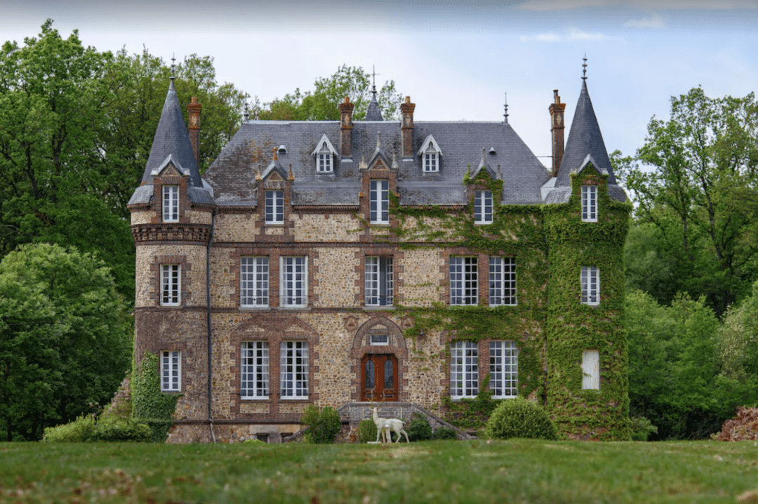 How to Rent a Castle in France • Happily Ever Travels